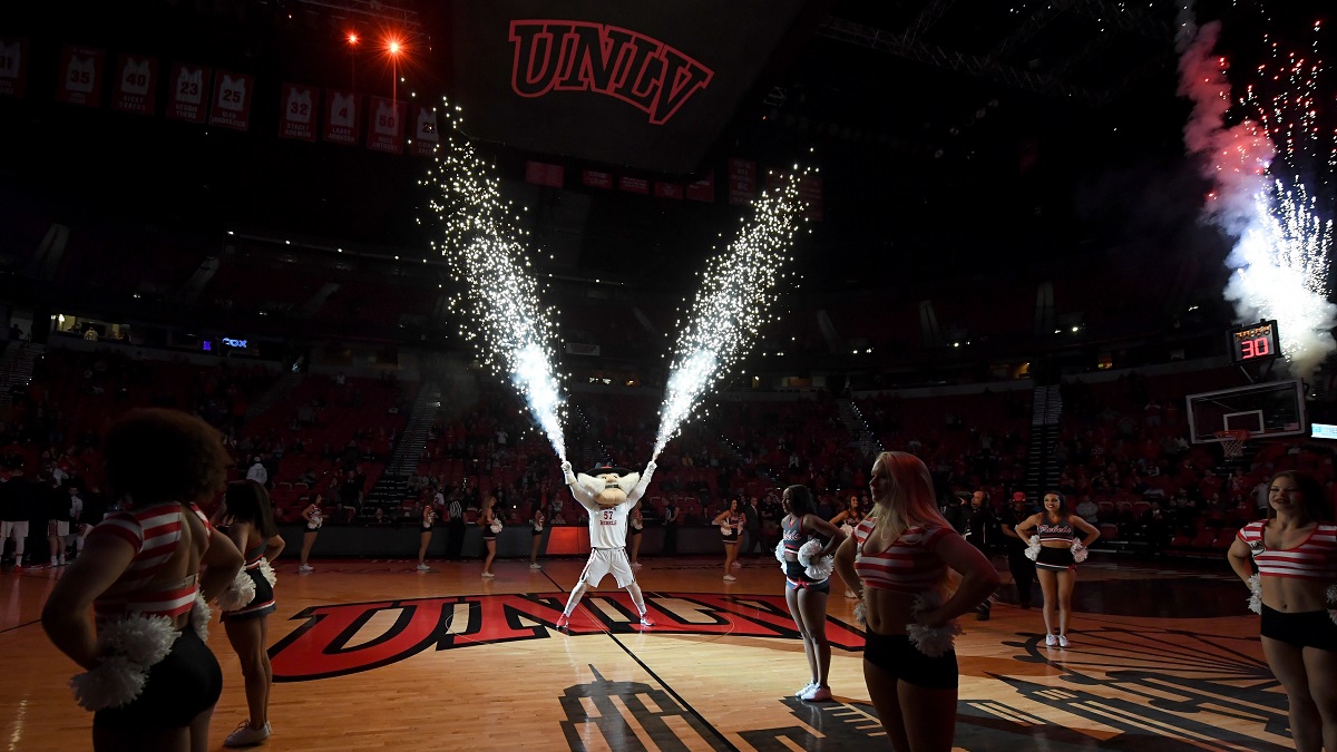 UNLV retira mascota “Hey Reb” pero equipos mantendrán apodo – Telemundo ...
