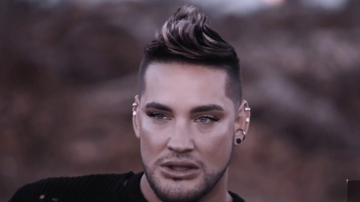 Daniel René presenta trilogía musical “Libélula” – Telemundo Las Vegas