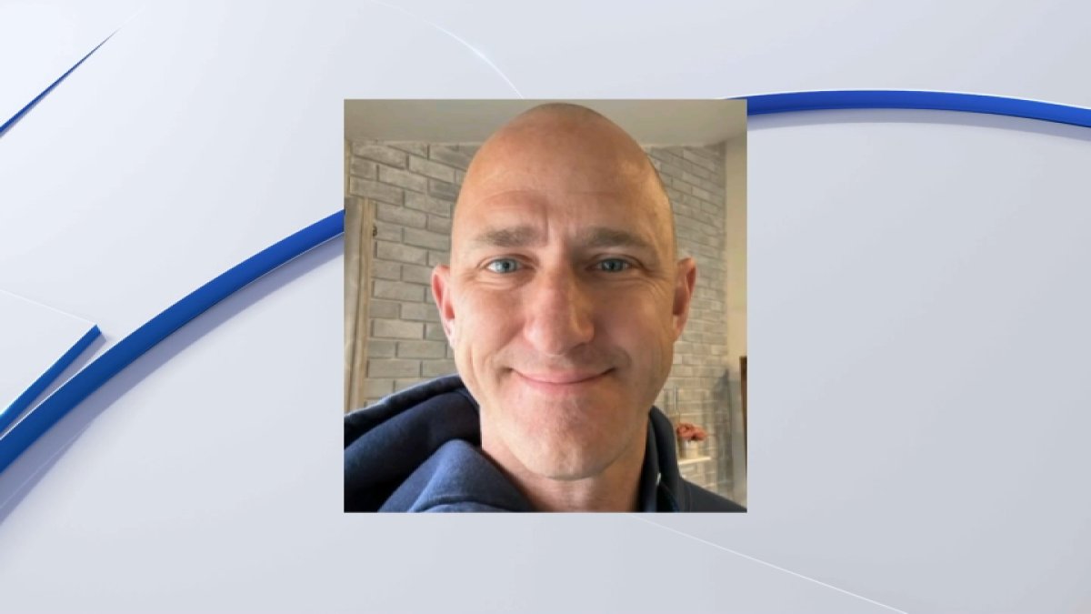 Piloto de Alaska Airlines dice que pensó que “estaba soñando ...