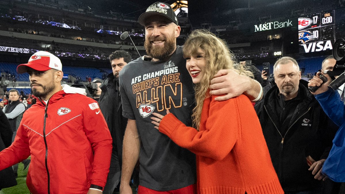 Taylor Swift y Travis Kelce: las teorías de conspiración – Telemundo Las Vegas