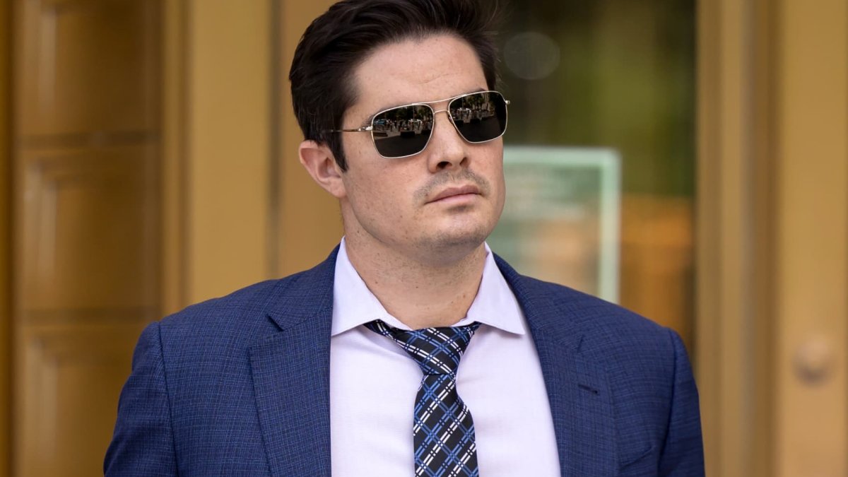 Ryan Salame actualiza en LinkedIn su cargo de CEO a preso – Telemundo ...